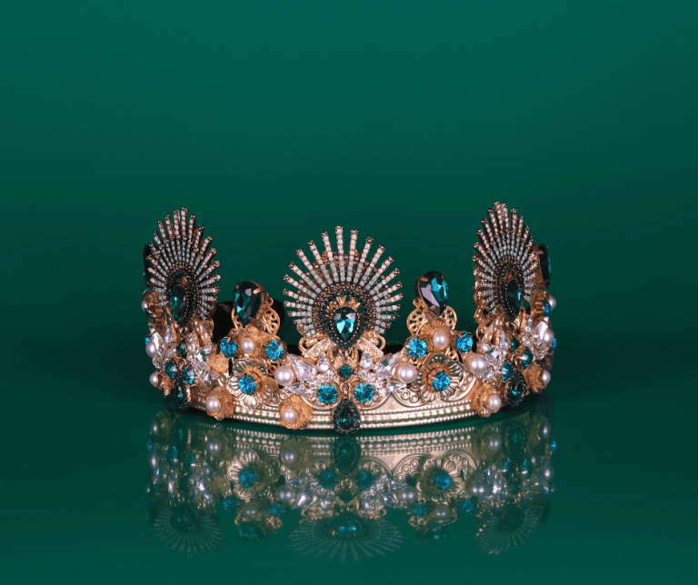 Exploring the Deep Significance of Crown Symbolism Meaning