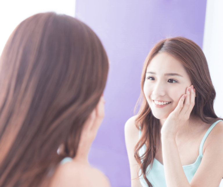 See Yourself in Mirror in Dream: What It Means and How to Interpret It