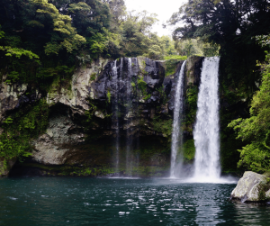 Unlocking Waterfall Symbolism Dream Meanings: What It Reveals